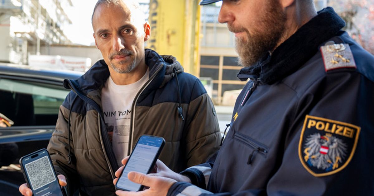 Mit Blaulicht und iPhone: Warum das Diensthandy die neue Geheimwaffe ...