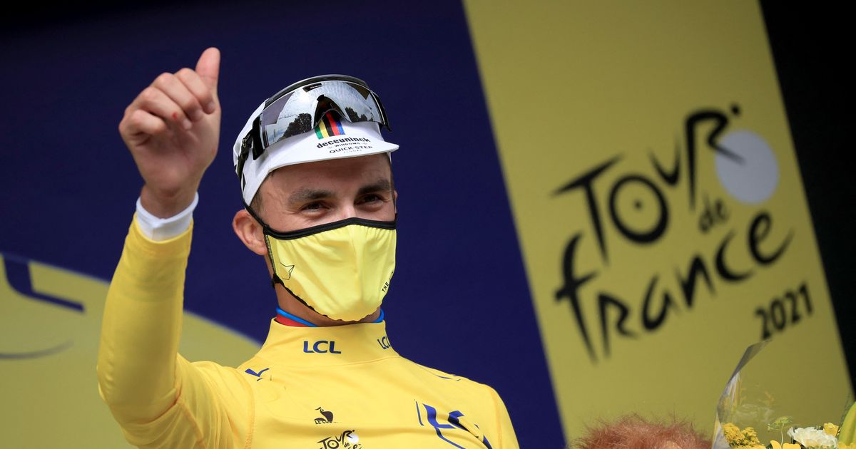 Alaphilippe siegte auf von Stürzen geprägter erster Tour-Etappe ...