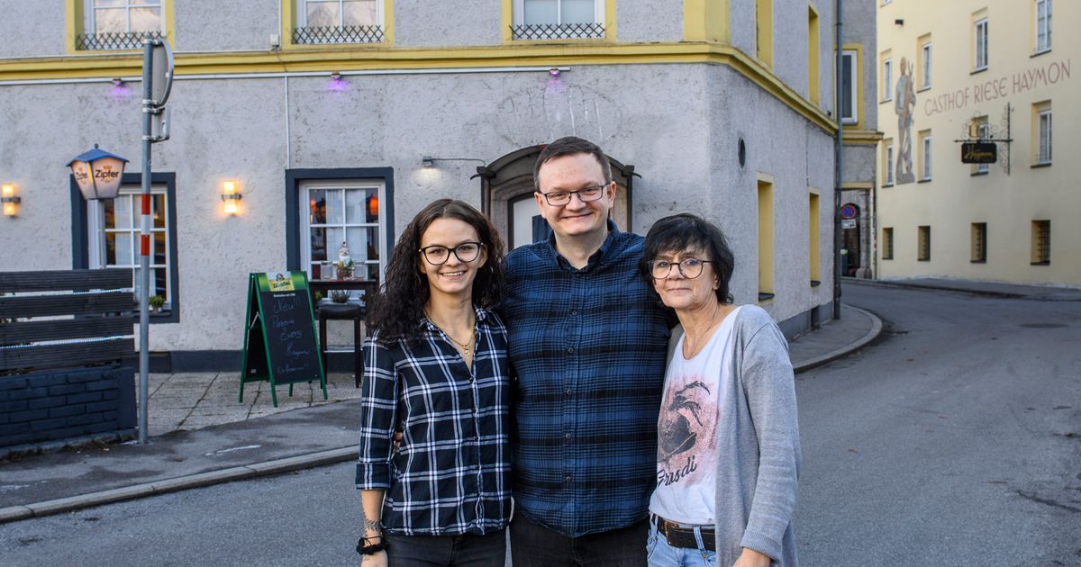 Innsbrucker Gasthaus Haymon mal zwei: Der Zwerg neben dem Riesen ...