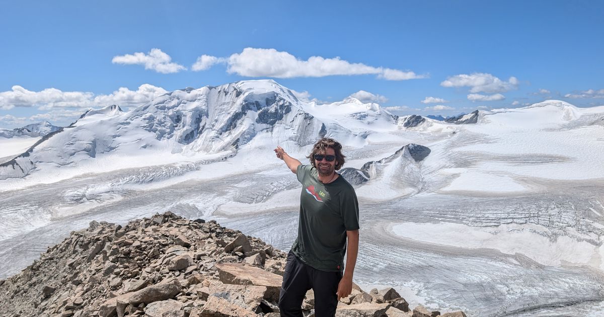 Ein Tiroler möchte die höchsten Berge aller Länder auf der Welt ...
