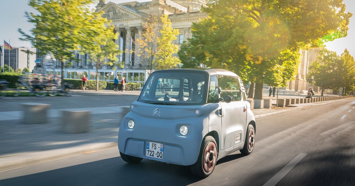 Für ein elektrisches Duo geht die Sonne auf: Zwei Zweisitzer-Winzlinge ...