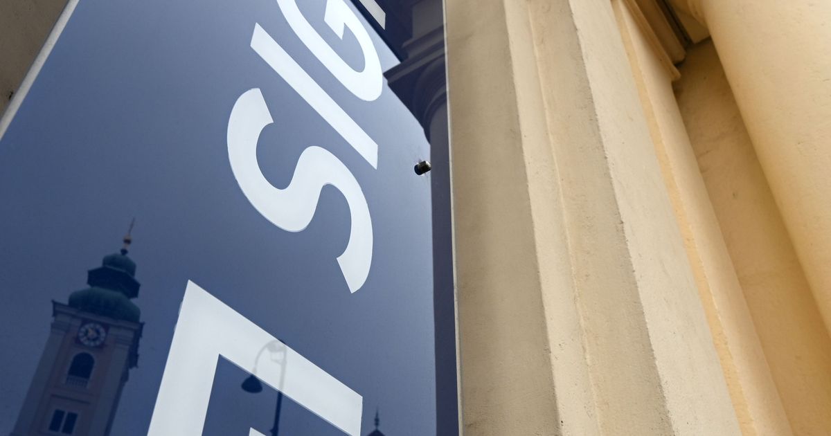 Signa REM: Offiziell kein Wort, internes Schreiben an Mitarbeiter ...