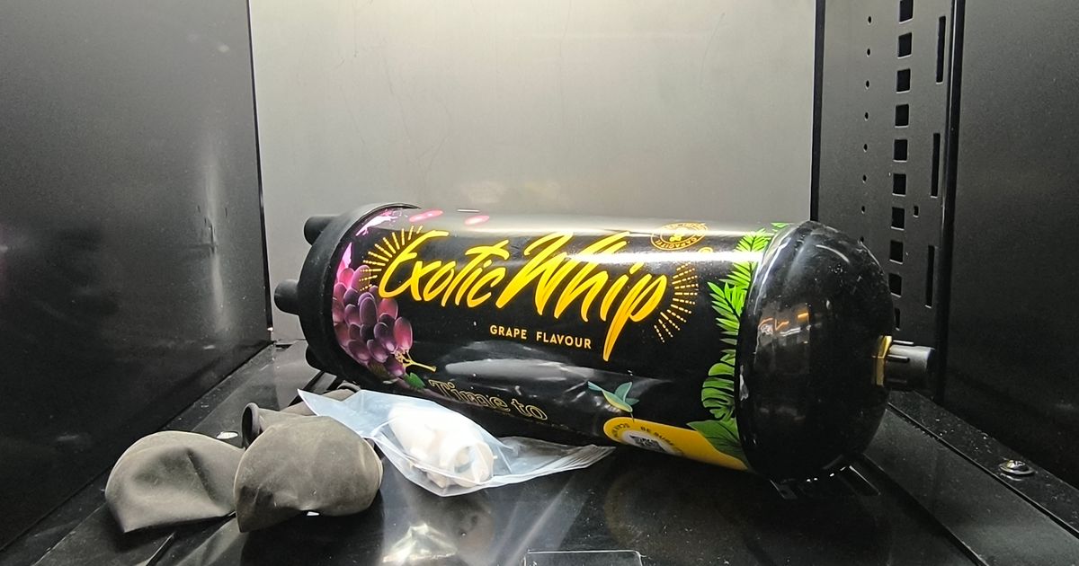 Lachgas aus dem Snack-Automaten: Reuttes Bürgermeister schlägt Alarm ...