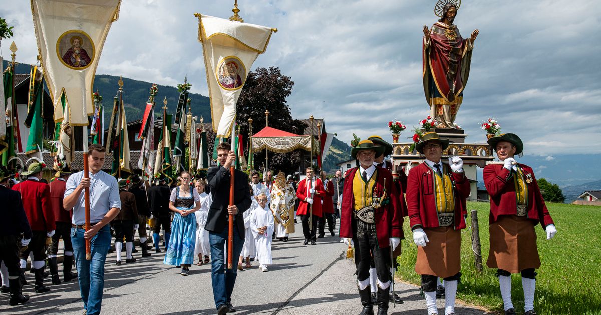 Herz-Jesu-Prozession am Weerberg: Für Mina und Karl Knapp auch nach 70 ...