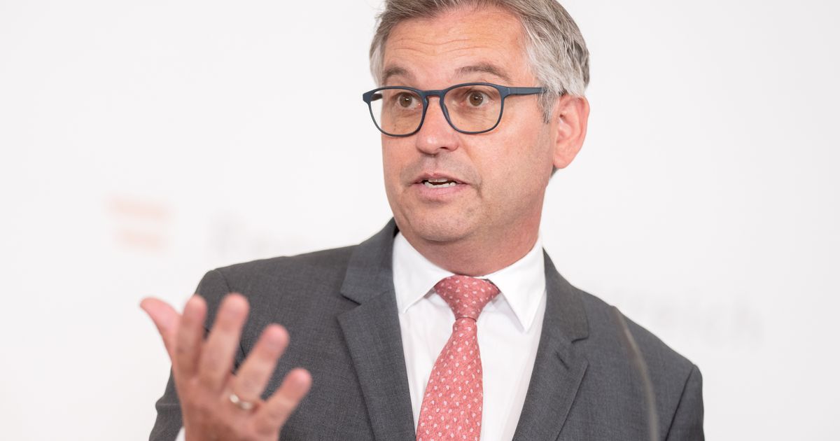 Hohe Lohnabschlüsse Grund für Teuerung: Brunner-Sager sorgt für massive ...