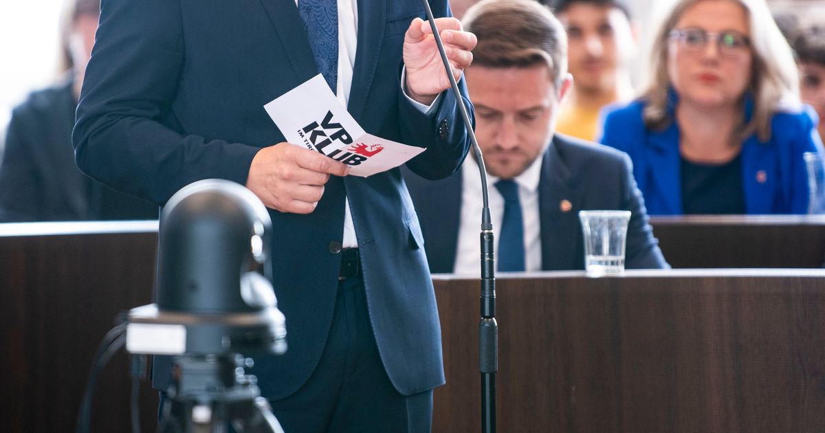 Gerald Hauser und die Identitären: Tiroler ÖVP zieht jetzt rote Linie ...