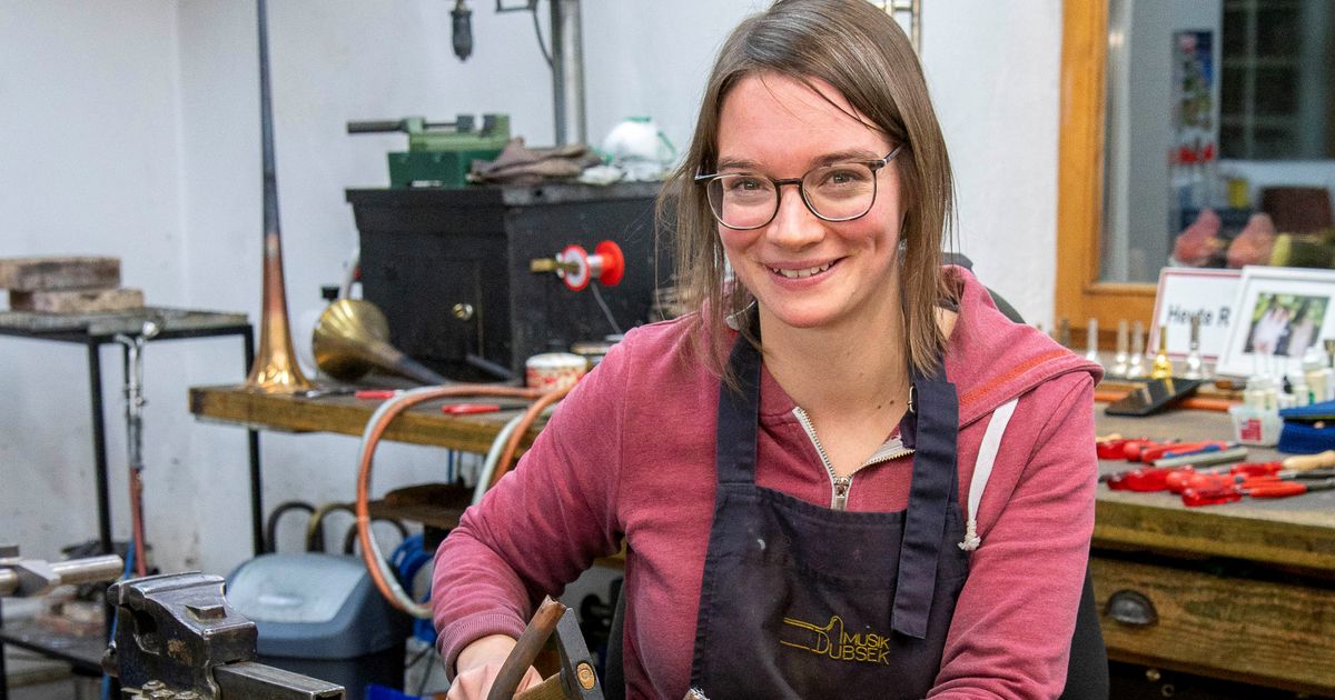 Altes Handwerk mit weiblicher Note: Instrumentenbauerin Nora Dubsek im ...
