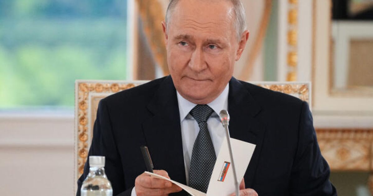 Putin siegesgewiss - Selenskyj schlägt Treffen vor | Tiroler ...