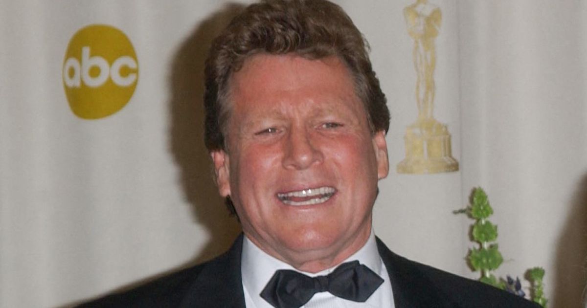 „Er war lustig und charmant": Hollywood trauert um „Love Story"-Star ...