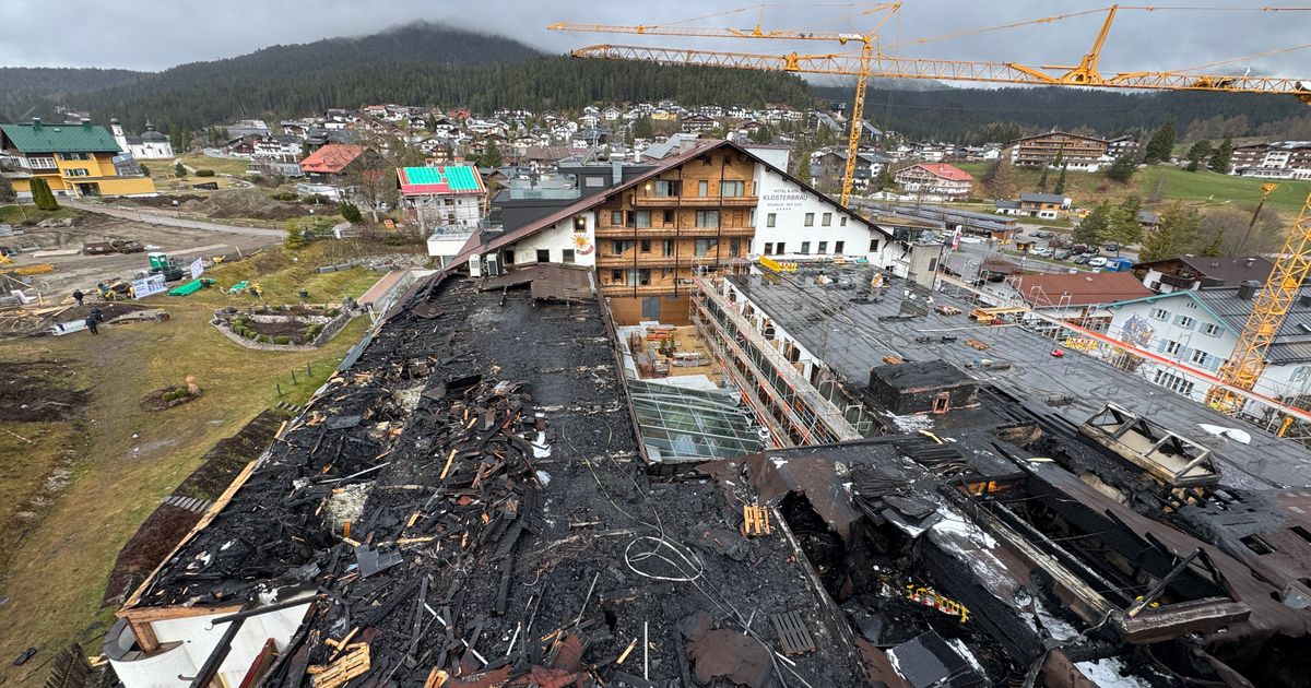 Großbrand zerstörte Hotel Klosterbräu in Seefeld, Kirche nach bangen ...