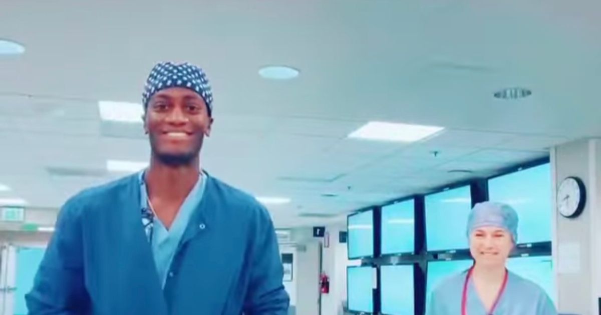 Der "Tik Tok Doc" begeistert Millionen mit Videos in Corona-Krise ...